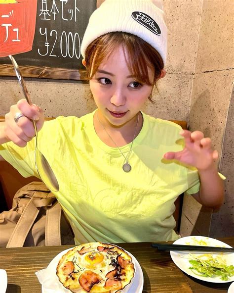 亜矢みつき（神谷充希）さんのインスタグラム写真 亜矢みつき（神谷充希）instagram「クサくて癖強なチーズが好き~🧀」9月22日 13時06分 Mayamitsuki