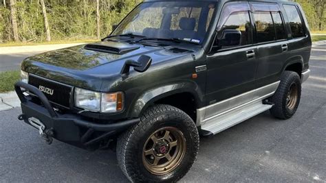 1993 Isuzu Trooper Market Classic Com