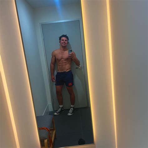 Jayk Jaykrobertson • Instagram Photos And Videos