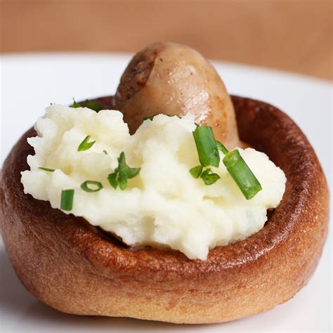 Bangers And Mash In Yorkshire Pudding At Candy Harper Blog