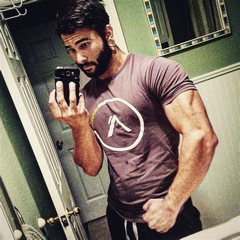 My Triceps Actually Look Like Theyre Big Happy To Finally Get In A