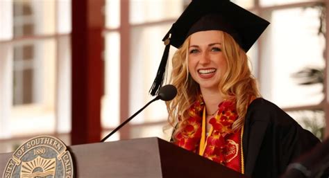 How To Write A Valedictorian Speech In 5 Simple Steps