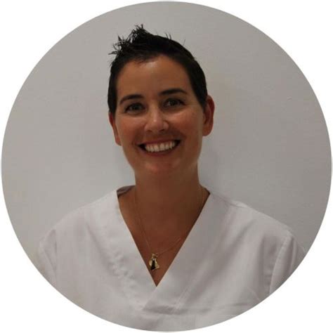 Estela Cano Tks Clínica Dental