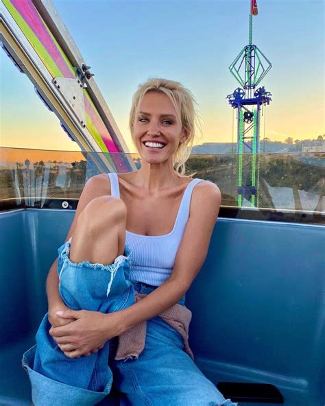 Picture Of Nicky Whelan
