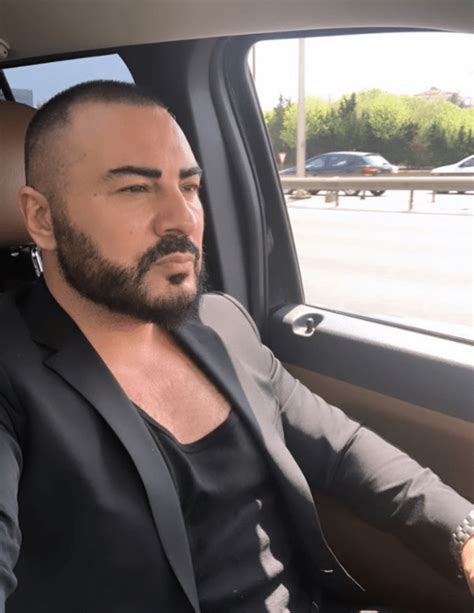 Rober Hatemo çocukluk Fotoğrafını Paylaştı Magazin Haberleri