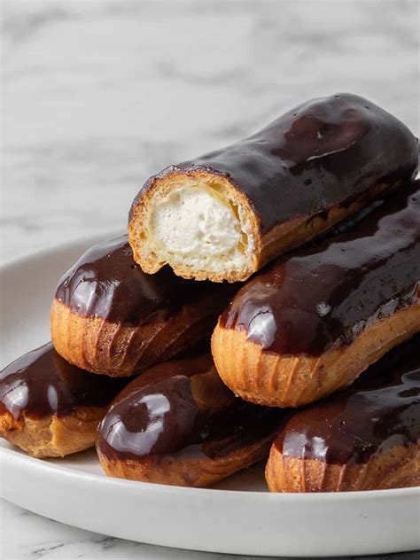 Easy Chocolate Eclairs Recipe Éclair Cake