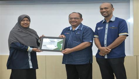Majlis Pelancaran Go Green Eksa Uum Anugerah Sudut Eksa Terbaik Dan