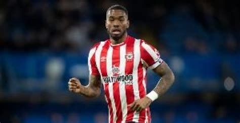 天空体育：多家俱乐部有意伊万 托尼，但更希望明夏免签球员腾讯新闻