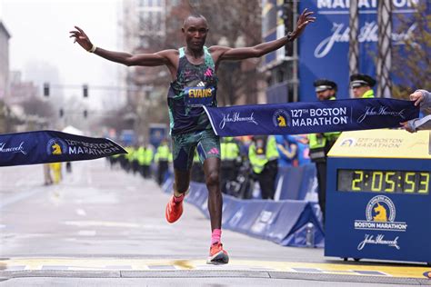 Boston Marathon Sweep For Kenya But Not Favorite Kipchoge Wbur News