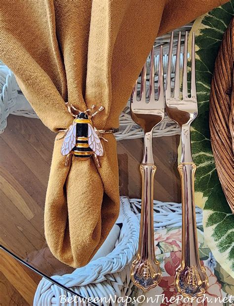 Bee Themed Table Setting To Celebrate The Coming Of Spring