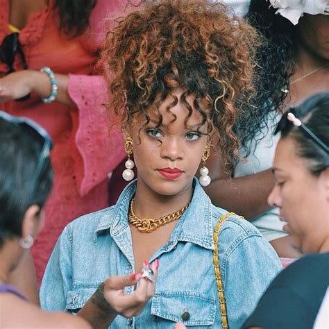 Rihanna Curly Hair 2011