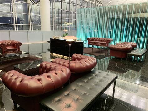 The Wing First Class Lounge At Hong Kong International Airport Review
