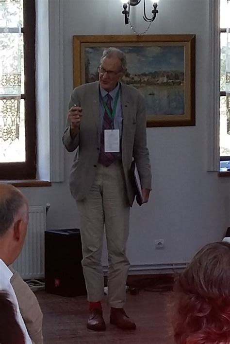 Náš Priateľ Michael Dower Vipa