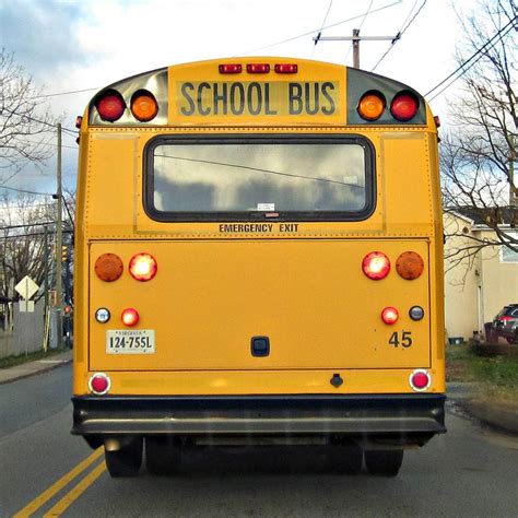 Jigsaw Puzzle Behind A School Bus 49 Pieces Jigidi
