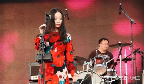 禁曲鬼才”吴虹飞，唱摇滚的清华工科女，年过四十却还在青春期 知乎