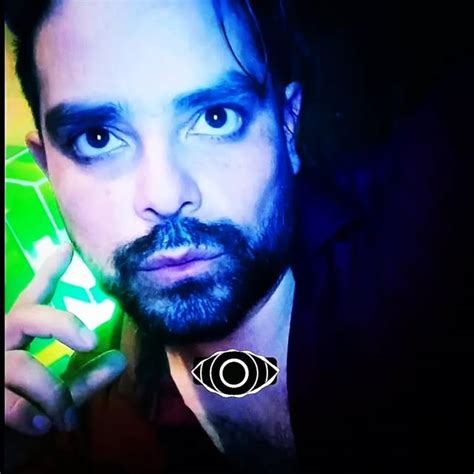 🕶️ Loko Pro • Threads Say More