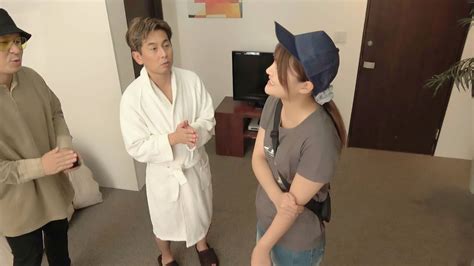 業界激震！？av新法のせいで女優さんのドタキャンで撮影中止になるのを回避させたい監督に懇願されav出演させられた社員adの私。「中出しまでさ