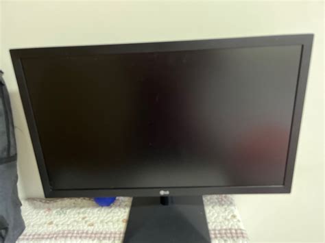 LG Monitor Computers Tech Desktops On Carousell