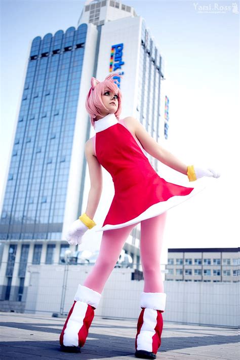 Pin By Keila Falcon On Halloween Sonic Costume Cosplay Outfits Cute