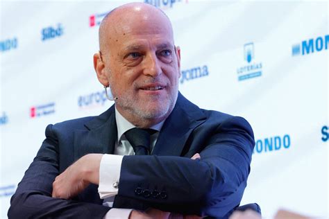 خافیێر تیباس بە توندی هێرش دەکاتە سەر جامی جیهانی یانەکان Yariga