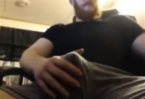 Muscular Ginger Daddy Strokes His Big Cock Eporner