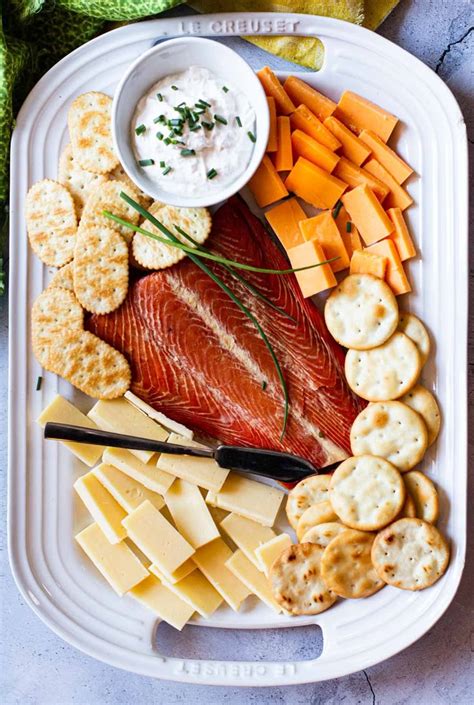 How To Serve Smoked Salmon Recipe Smoked Salmon Platter Salmon