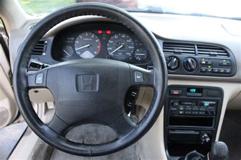 1994 Honda Accord Photos