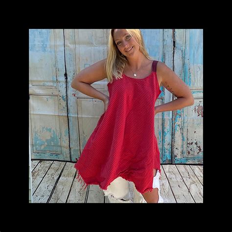 Hulse Gretchen Rose Squared Art Shows