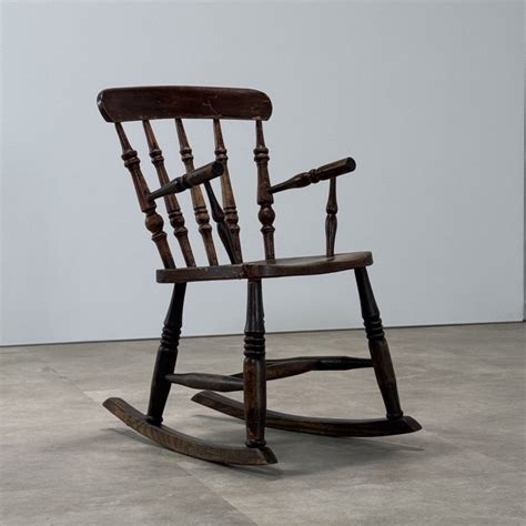 Antique Small Size Windsor Rocking Chair Uk 315801
