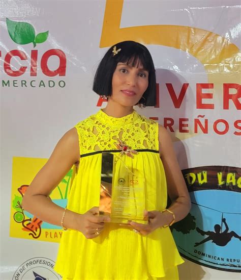 Actriz Nileny Dippton Es Reconocida Por La Asociación De Profesionales