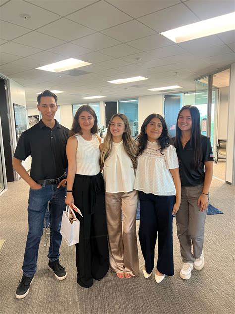 Teambonding Meritagehomes Officepotluck Maria Gonin