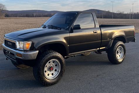 1989 Toyota Pickup Deluxe 4x4 For Sale Cars And Bids