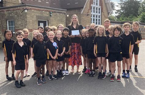 Its Official Bedford Borough Primary School Teacher Is One Of The Best In The Country