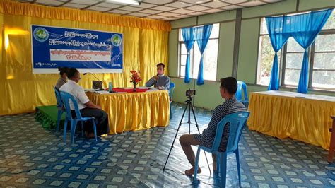 ရပ်စောက်မြို့နယ်ပြည်သူ့စာကြည့်တိုက်တွင် Onlineမှတစ်ဆင့် အသိပညာပေးလုပ်ငန