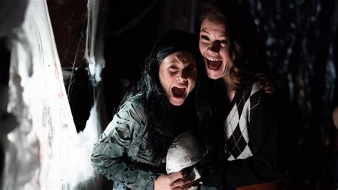 Der Fluch Der Natty Knocks Stream Blu Ray 4k Uhd Oder Dvd Videobuster