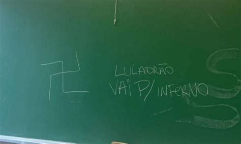Puc Sp Investiga Suástica Desenhada Em Sala De Aula