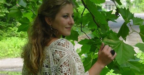 Fancy Cape Free Crochet Instruction Performance Yarn