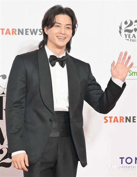 더쿠 어제 Aaa 시상식 참석한 남자배우들