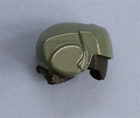 19 Apache Helmet In Kit Form For Roban Apache 1 Set Only Available