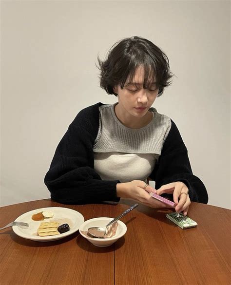 Pin De Httscutelove Em ۵ 𝘼𝙘𝙩𝙧𝙚𝙨𝙨 ۵ Atrizes Cortes Cabelo