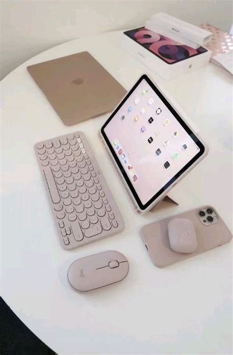 Logitech Dusty Pink Keyboard And Mouse Combo ในปี 2024