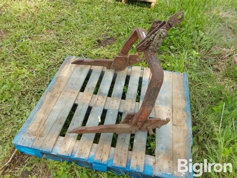 International Fast Hitch To 3 Pt Adapter Agriculture Bigiron