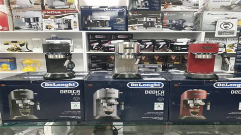 جعبه گشایی اسپرسو ساز دلونگی مدل Ec685 با زیرنویس فارسی