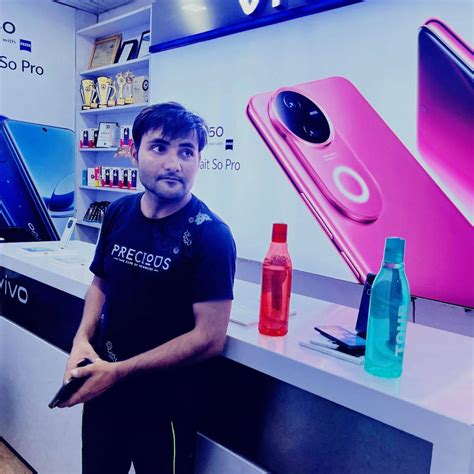 The Farman Khan The Farman Khan Added A New Photo