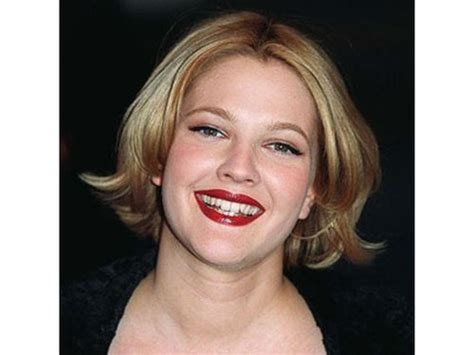25 Stunning Drew Barrymore Hairstyles And Haircolors Fabbon