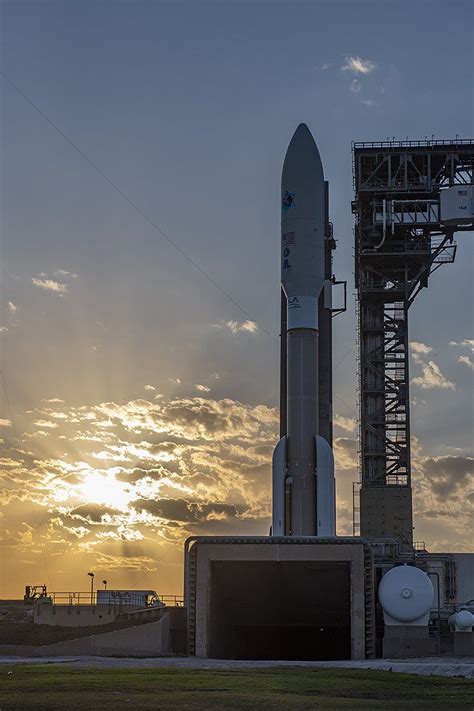 Atlas V Launches Aehf 6 Photos