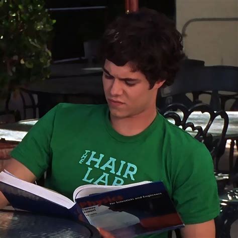 Pin De Rose Em Seth Cohen
