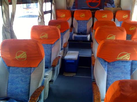 Victory Liner Deluxe Interior This Is A 2x1 Seat Configura Flickr
