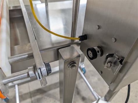 Quantum Conveyorized Target Sauce Applicator