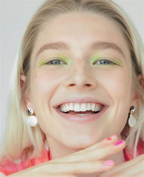 Hunter Schafer Has The Most Gorgeous Infectious Smile Rladyladyboners